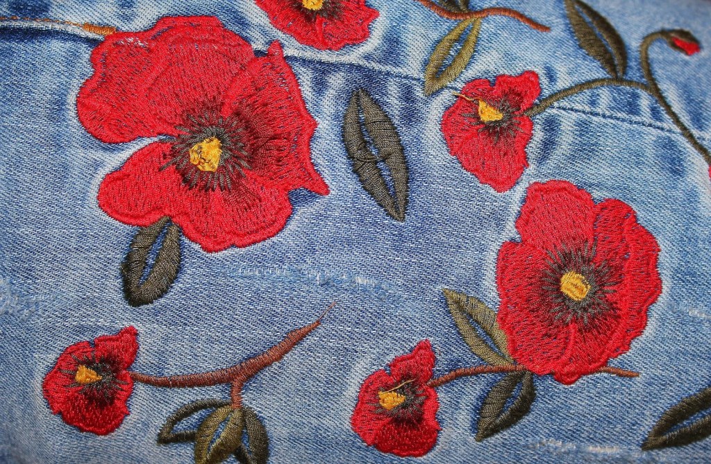 How to: Embroidery On Jeans | Beginner Guide for DIY Hand Embroidery on ...