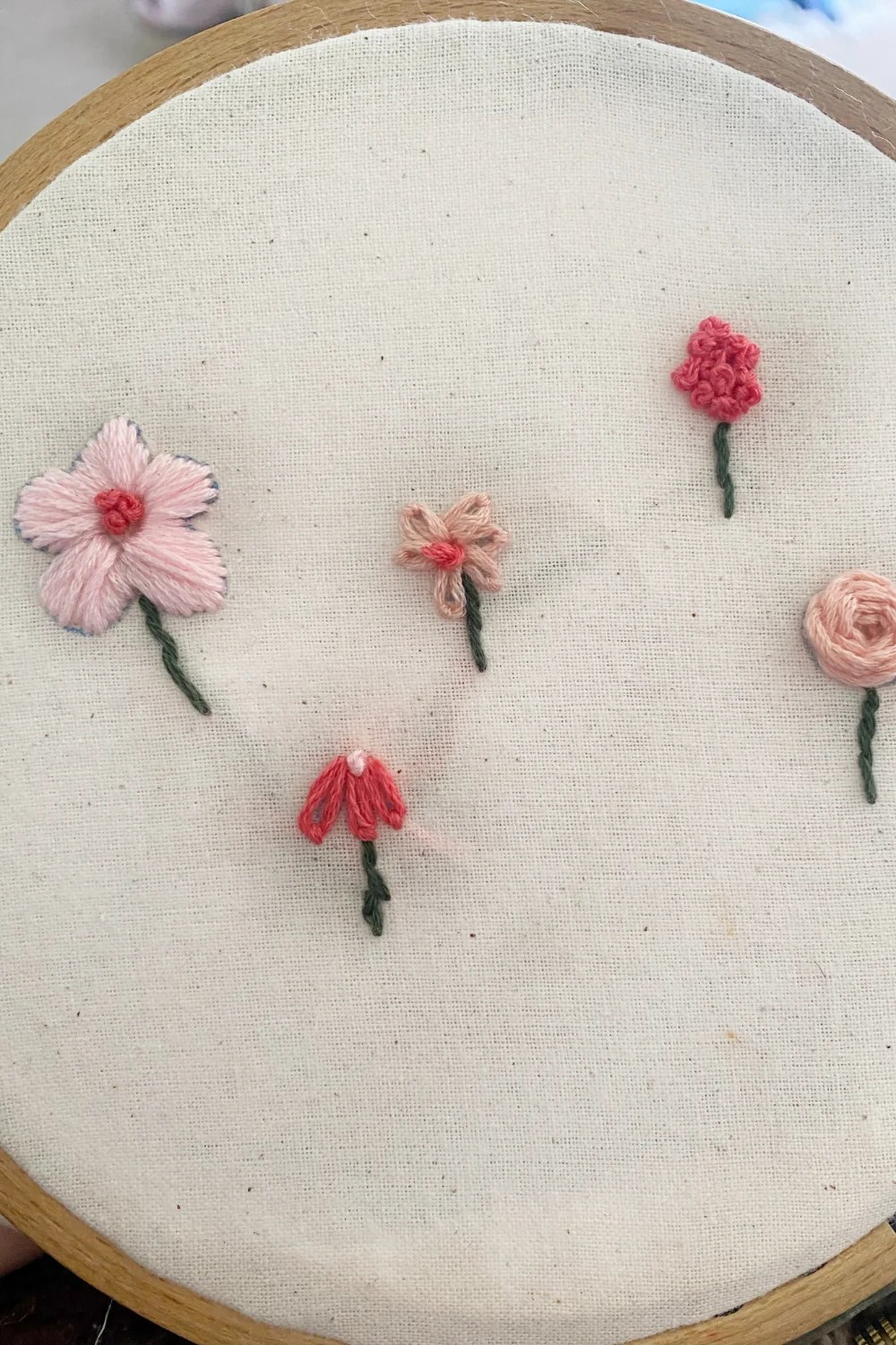5 Easy Embroidery Flowers |For Beginners Hand Embroidery - Missy Kate ...