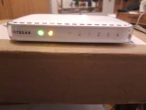 Luz do roteador laranja (diagnóstico e soluções) - Weak Wi-Fi Solutions