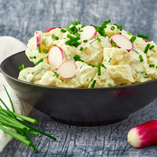 Danish potato salad (Kold kartoffelsalat) - Easy recipe for summer